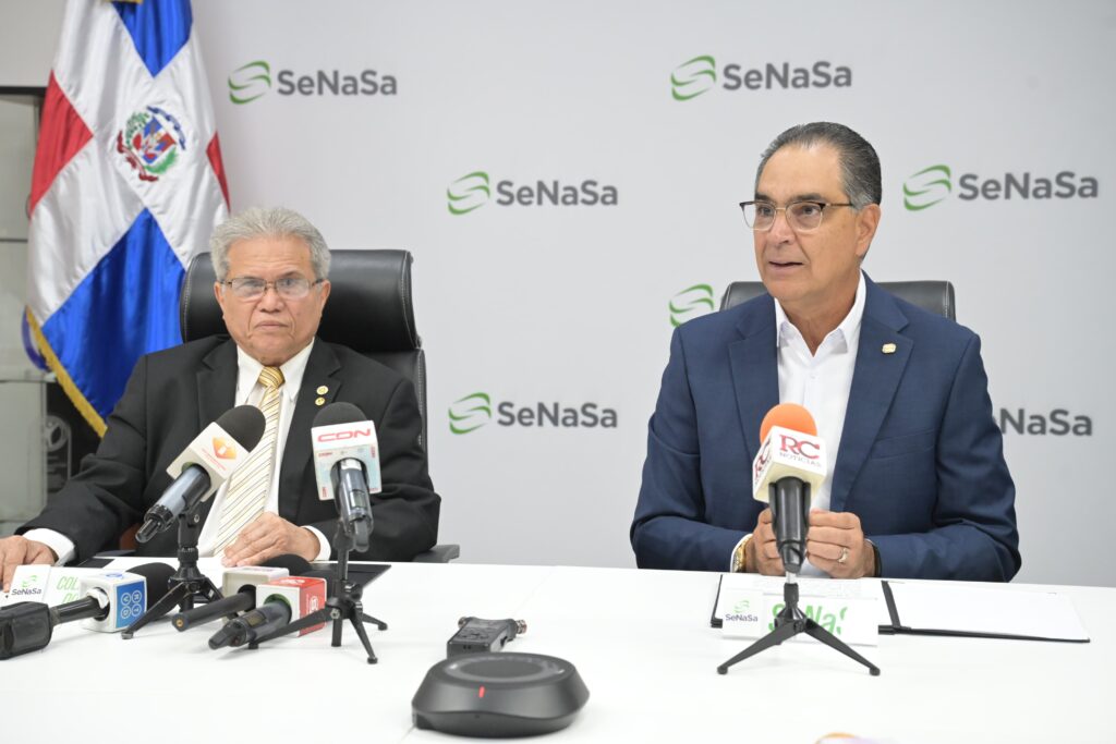 SENASA y CMD firman convenio; emergenciólogos e imagenologos recibirán ...