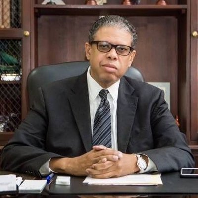 Presidente Abinader designa a Carlos Guzmán Valerio nuevo Director ...