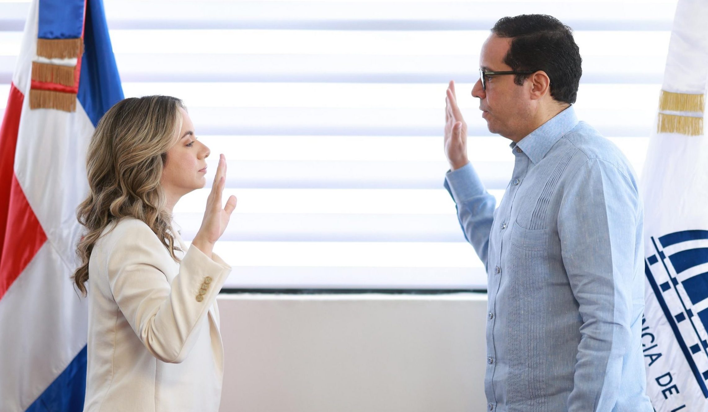 Gloria Reyes queda como titular de Dirección de Desarrollo Social